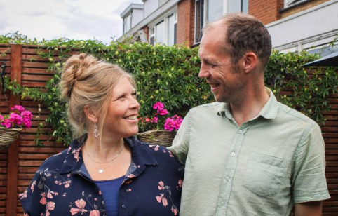 Gerdine Blom deelt haar pasgeboren dochter: mysterieuze link met haar ...